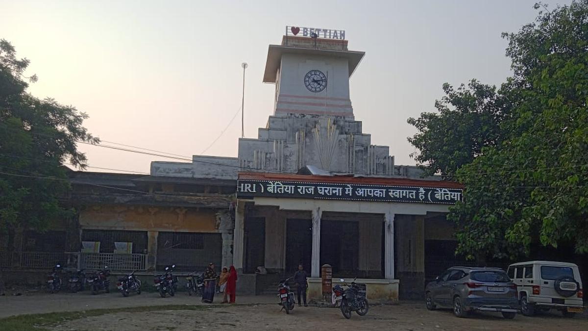 Bettiah Raj claimants write to Bihar Governor against govt. move to vest 15,000 acres - The Hindu